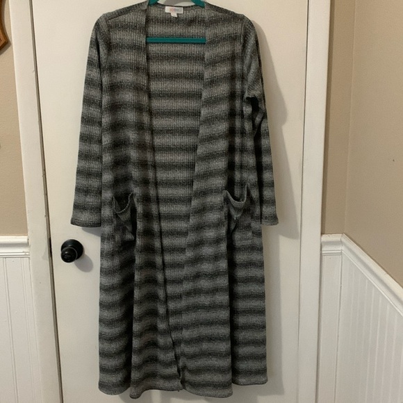 LuLaRoe | Sweaters | Lularoe Sarah | Poshmark